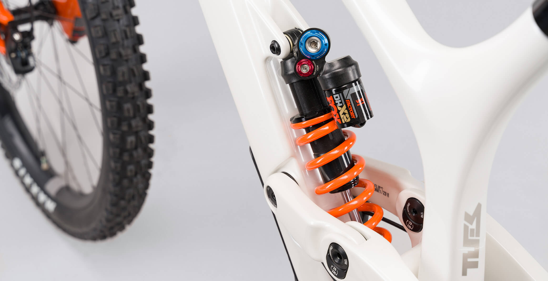 Downhill Bikes | TUES | The Fastest Way From Top to Bottom | YT-Industries